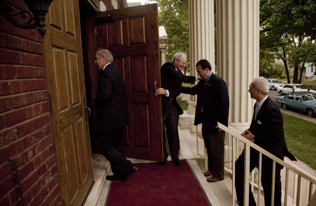 Photo gallery: Mourners remember legendary KU supporter Don Fambrough ...